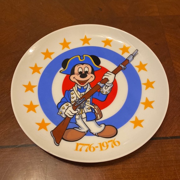 Disney | Accents | Vintage Colonial Mickey Mouse Walt Disney ...